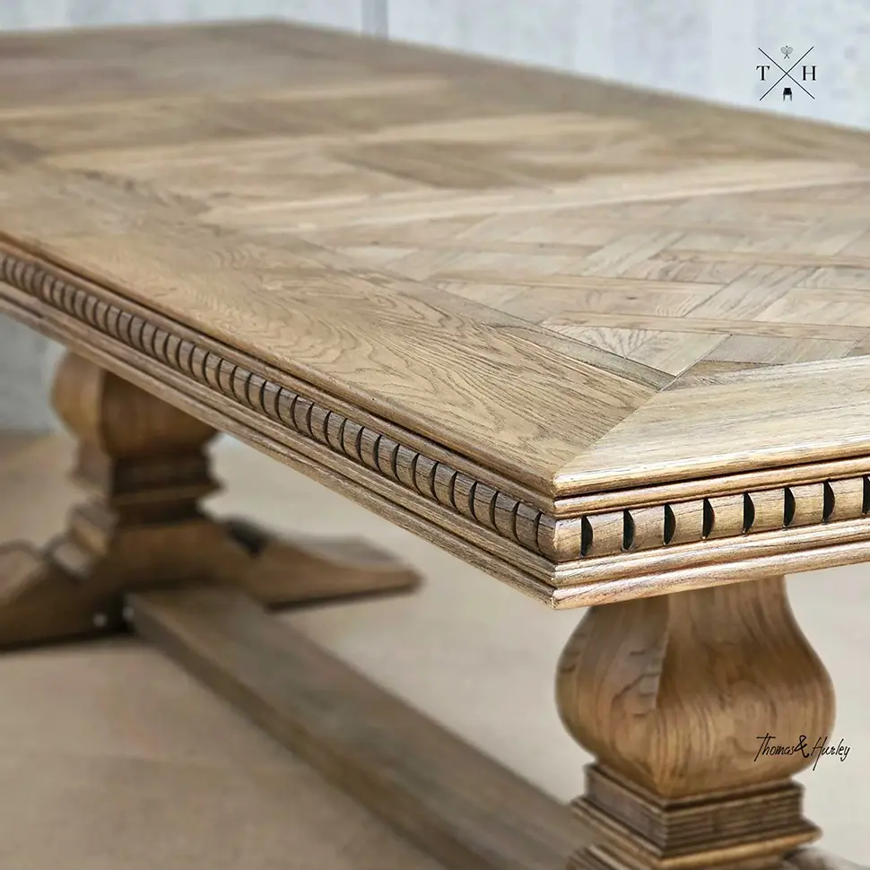 Hamptons Style Dining Tables: Peak of Coastal Chic